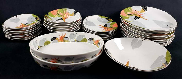 Discontinued Set Of 14 Sango The Larry Laslo Collection