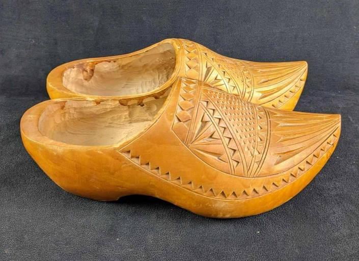 Wooden Hand Carved Danish Clog Decorations (#0157) on Feb 13, 2022 ...