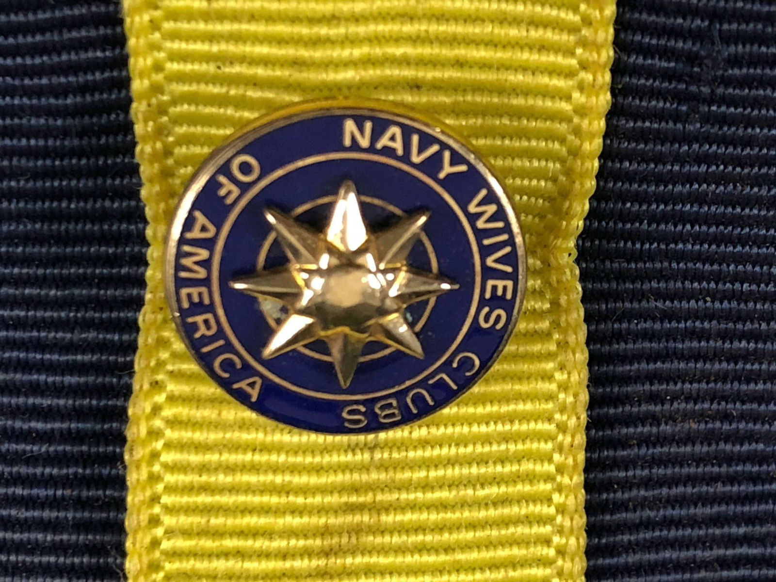 Vintage Navy Wives Clubs Of America 10k Gold Star Pin & Ribbon (#0841 ...
