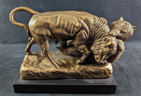 Austin Bull & Bear Sculpture