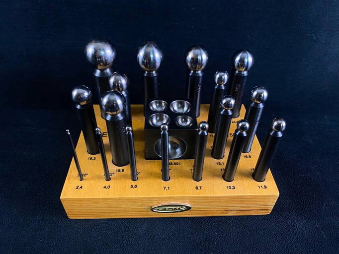 Pepe Tools 17 Punch Dapping Set And Stand