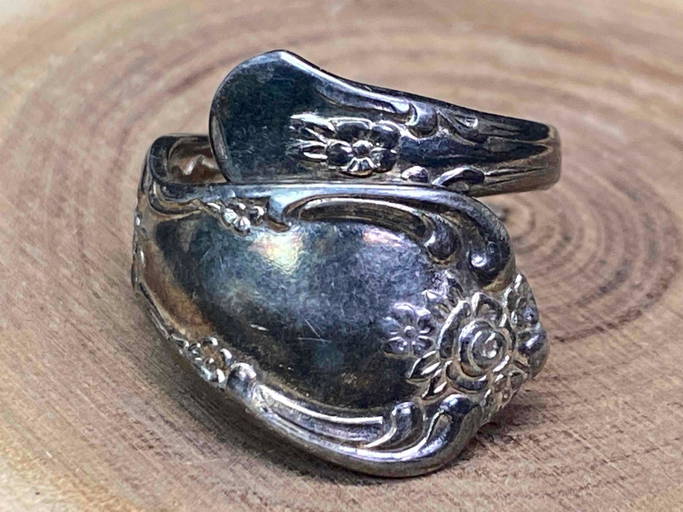 Vintage Wm Rogers Silver Plated Spoon Ring