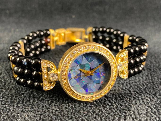 Lucoral Quartz Women's Wristwatch (#0144) on Dec 29, 2022 | Rapid ...