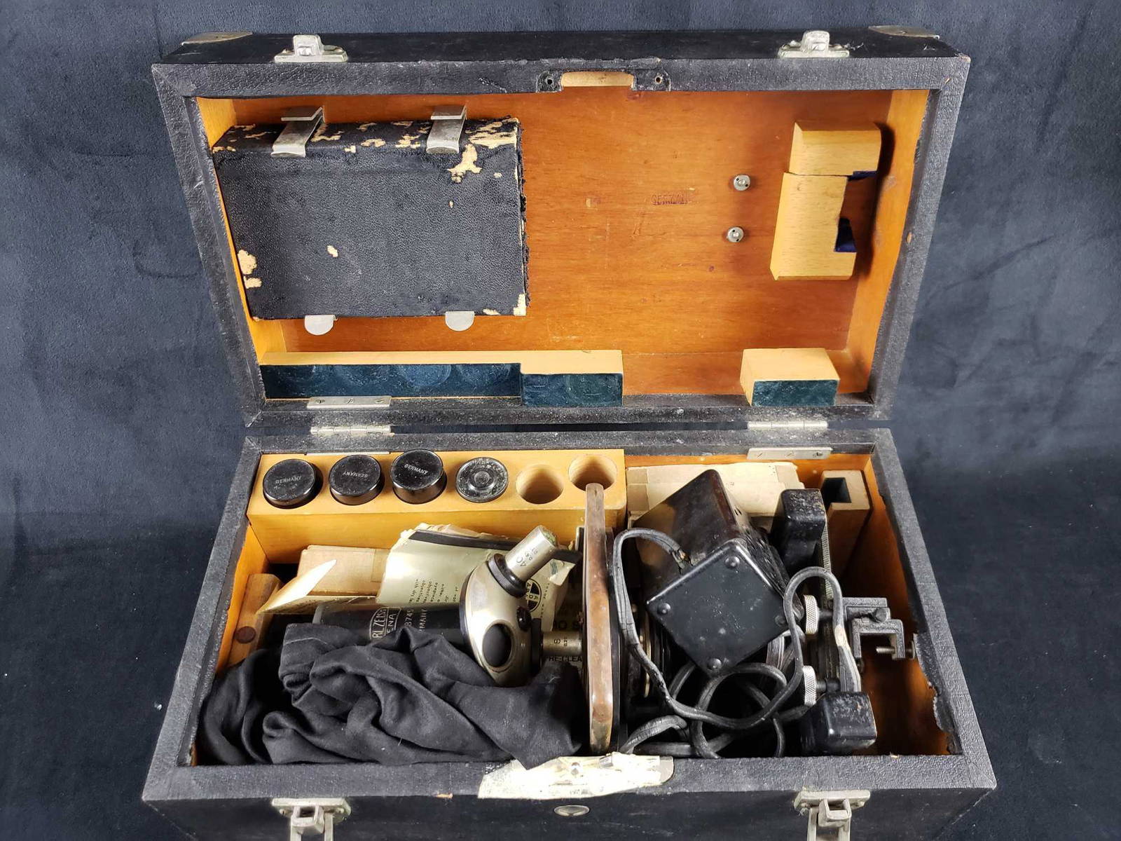 Vintage Carl Zeiss Microscope Box And Contents Auction