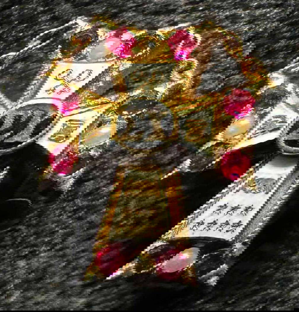 10k Gold Ruby Encrusted Vintage Sigma Chi Pin Auction