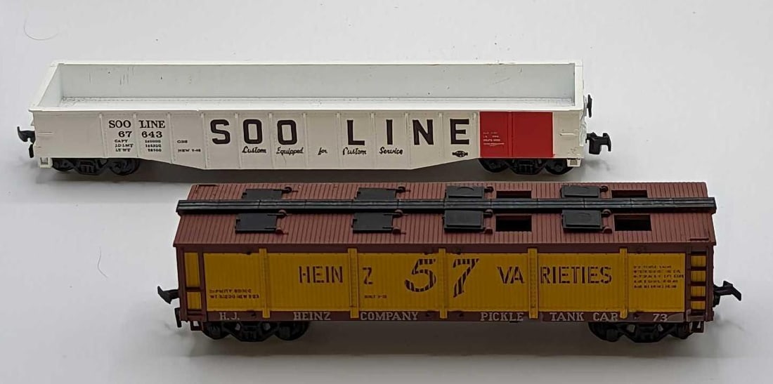 Vintage Ho Scale Soo Line Gondola & Heinz 57 Pickle Tank Car