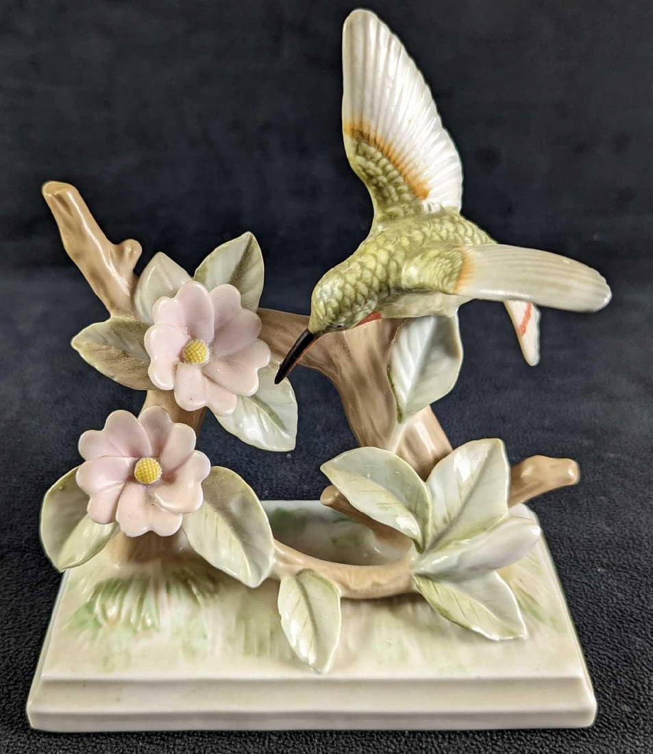 Lefton China Hummingbird Fine China Figurine Auction