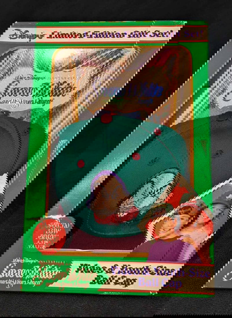 Disney Snow White Cap & Vhs Movie Collector Set Auction