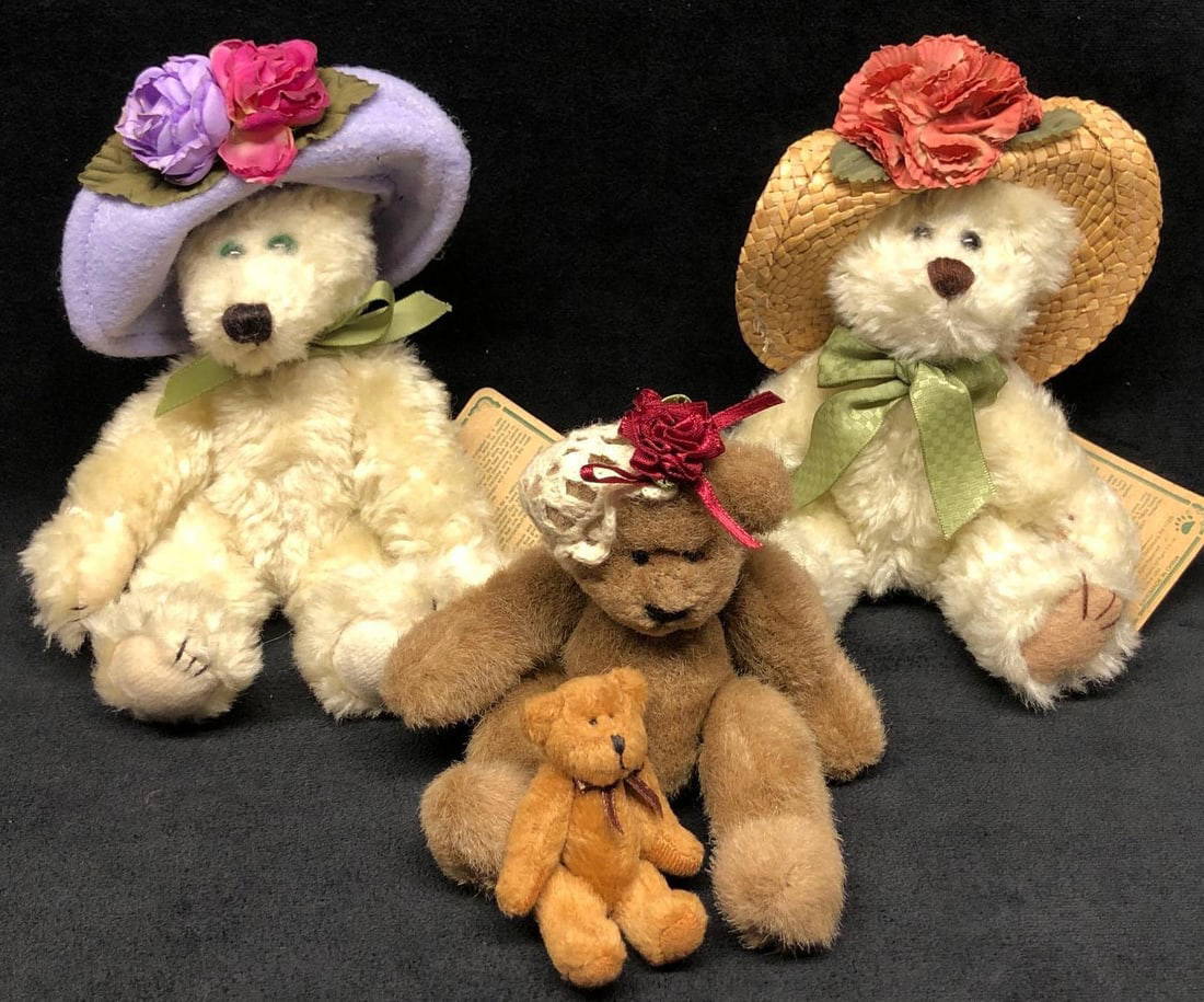 4 Collectible Plush Teddy Bears - Boyds Bears, Ganz Cottage ...