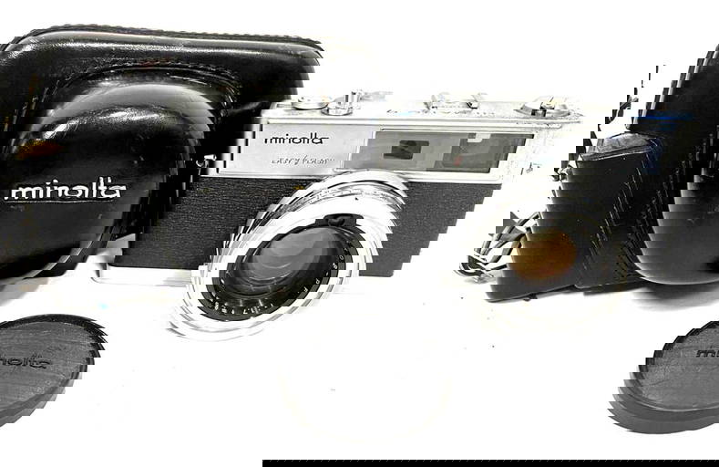 Vintage 1960's Minolta Easy Flash H Matic 9 Film Camera In Case