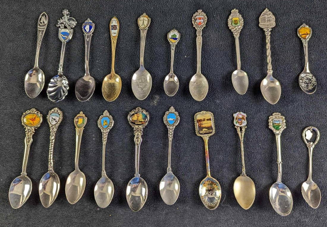 20 Vintage Souvenir Sugar Spoons Auction