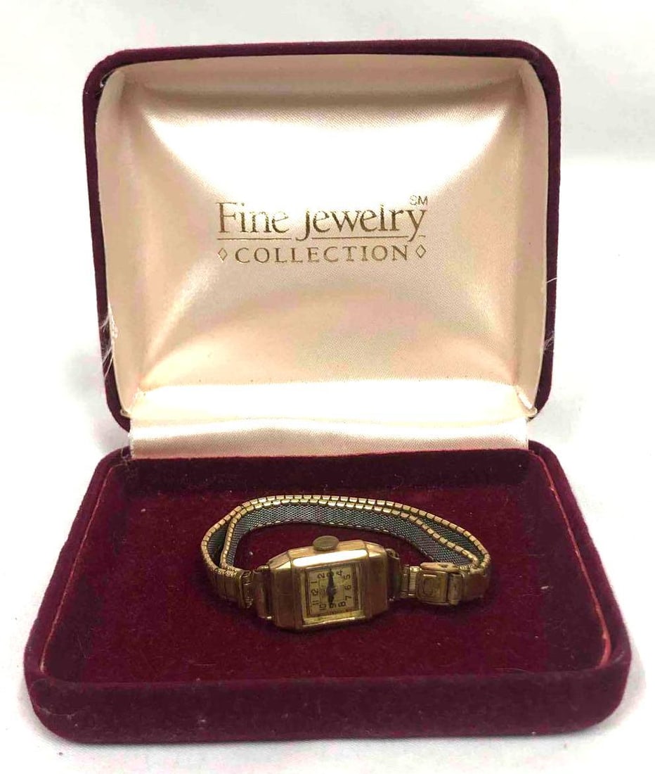 Vintage Roxy Waltz-gold-double 20 Mikron Watch Auction