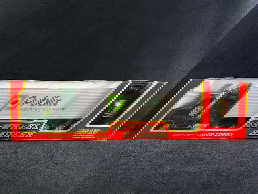 Publix Battery Operated Remote Control 18-wheeler Auction