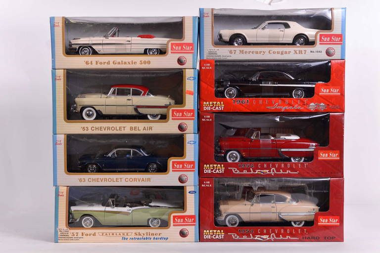 Sun Star 8 Die Cast Metal Cars 1:18 Models C.1990 2000