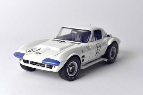 Exoto Chevrolet Corvette Grand Sport #67, Diecast Metal Car 1:18 Model 1999