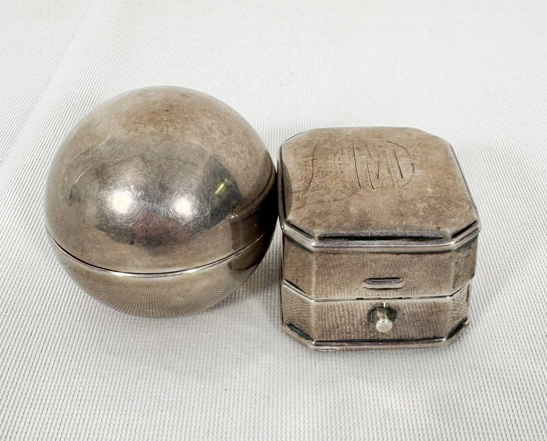 Birks Et Autre - 2 Antique Sterling Silver Ring Boxes - Début Xxe Auction