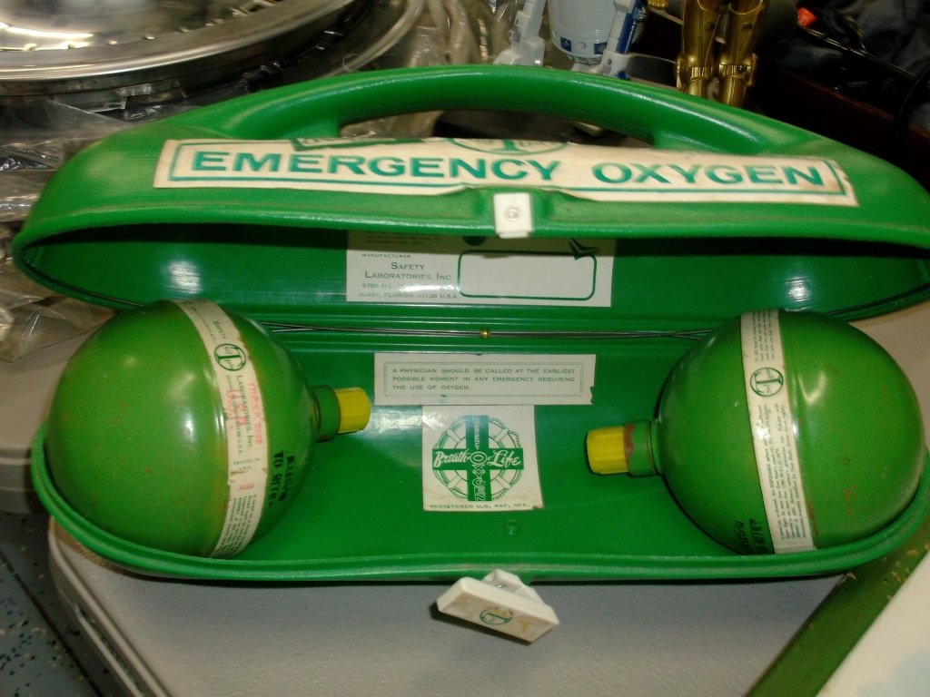 Breatho Life Emergency Oxygen Tanks