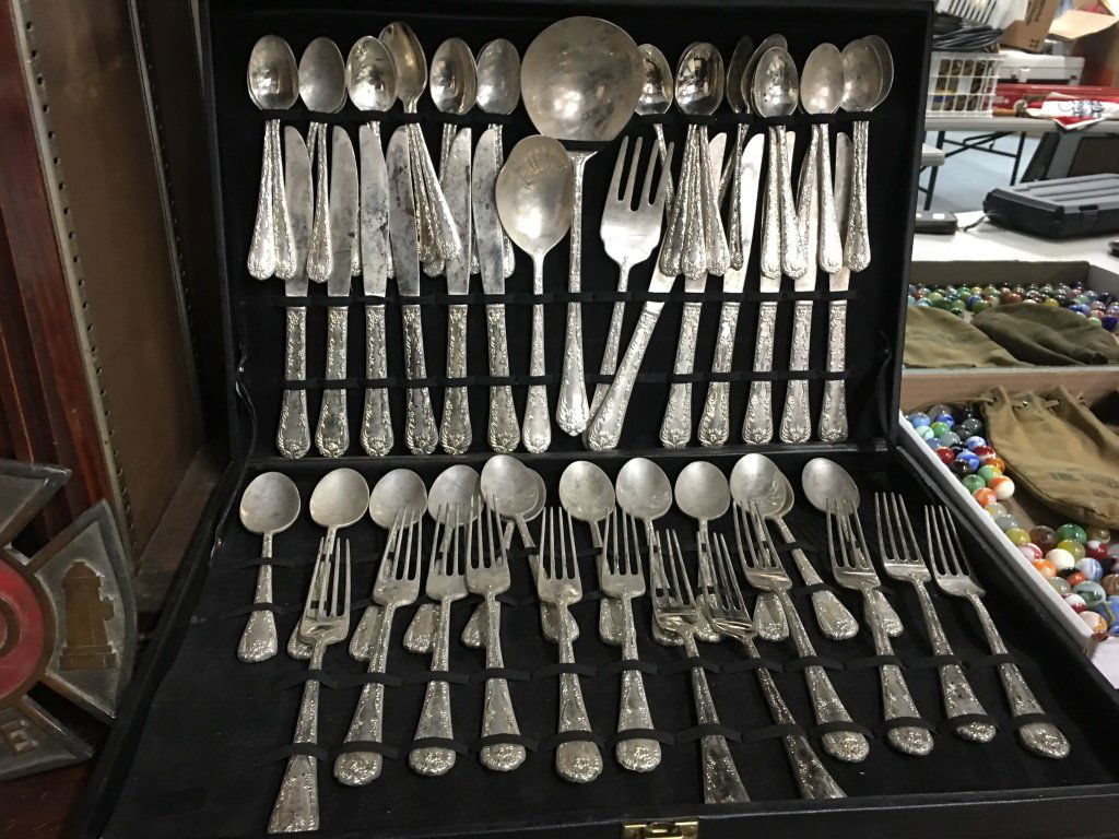 First Saturday Antiques, Vintage and More! Prices - 355 Auction Price ...