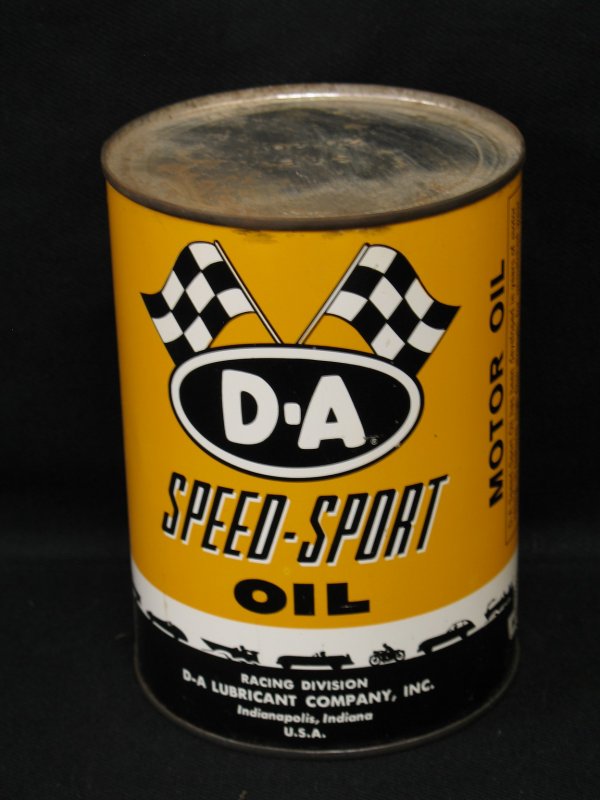 648: 1960s D-A SPEED SPORT QUART MOTOR OIL CAN
