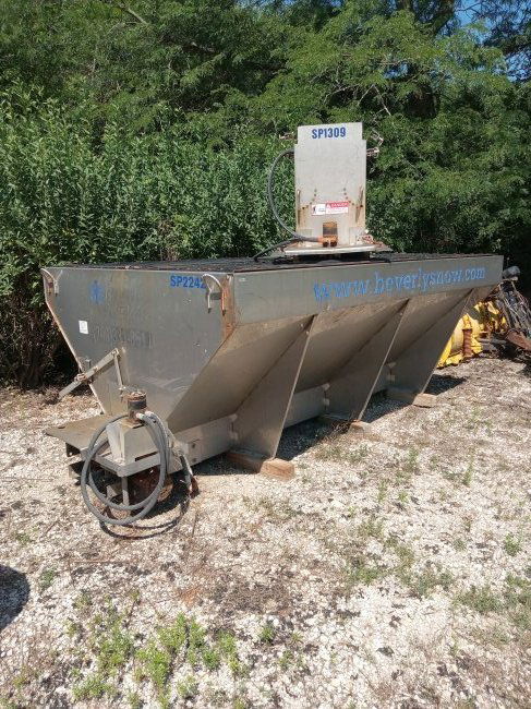 Large 10' Stainless Steel Salt Spreader/Hopper for truck - Aug 27, 2022 ...