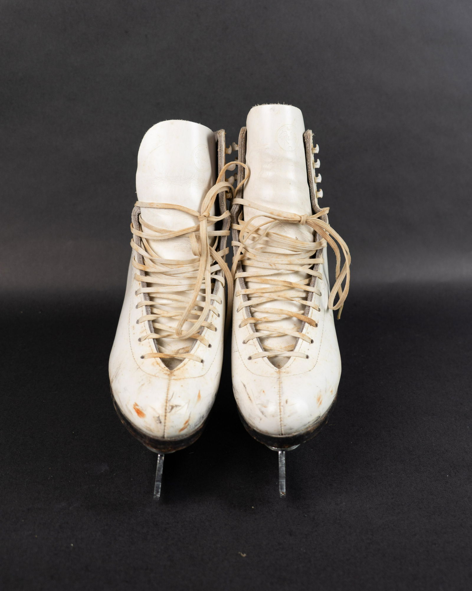 Vintage Riedell Silver Star White Leather Ice Skates