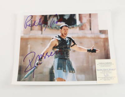 Russell Crowe Signed Gladiator "maximus" Helmet