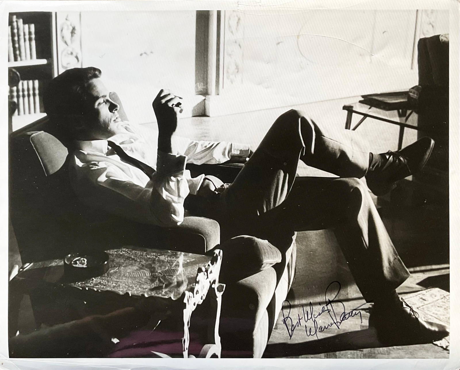 Warren Beaty Signed Original Studio Issued Photograph Auction