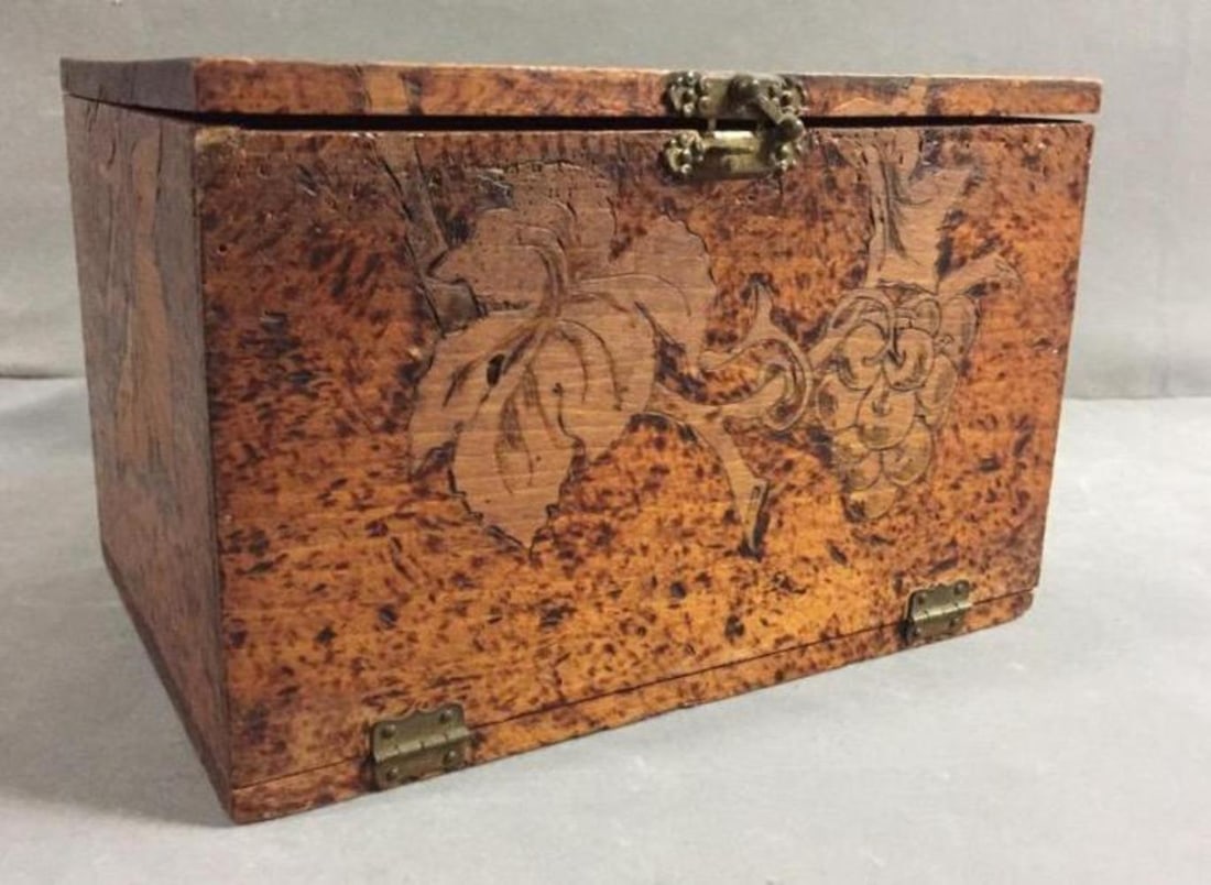 Antique Pyrography Box With Hinged-topped Wood Box With Grapevine ...