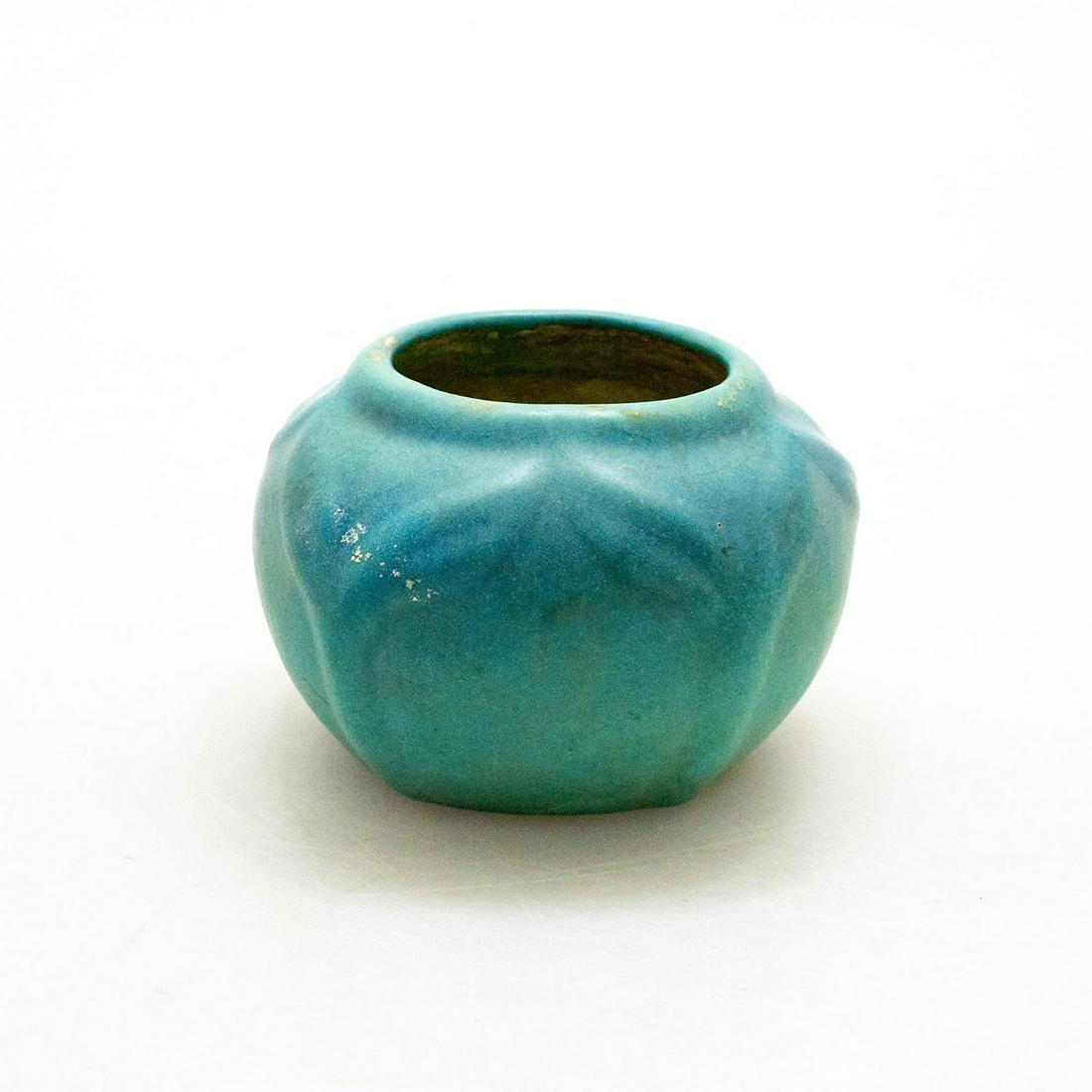 Small Van Briggle Matte Blue Vase 1908-11 - Jul 13, 2014 | California ...