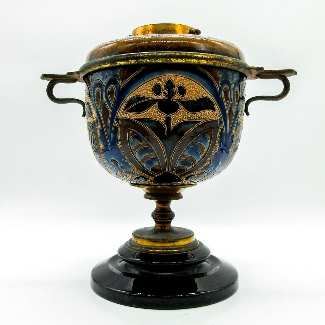 Rare Antique Royal Doulton Lambeth Oil Lamp By Edith Lupton