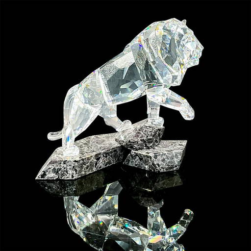 Swarovski Crystal Figurine, Spirit Of Nobility, Proud Lion