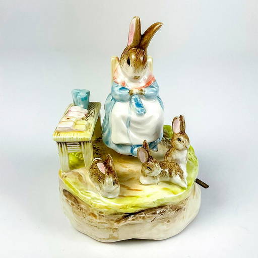 Schmid Rotating Figure Music Box, Tale Of Benjamin Bunny