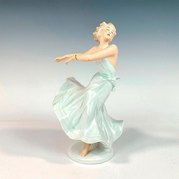 Wallendorf Porcelain Figurine, Dancer Wallendorf Porcelain Figurine, Dancer