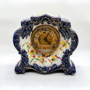 Antique Wm. L. Gilbert Mantel Clock W/ Lion Heads