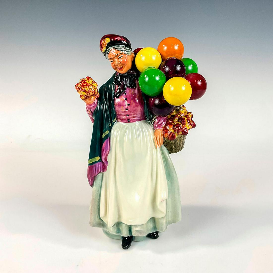 Biddy Penny Farthing Hn1843 - Royal Doulton Figurine Auction