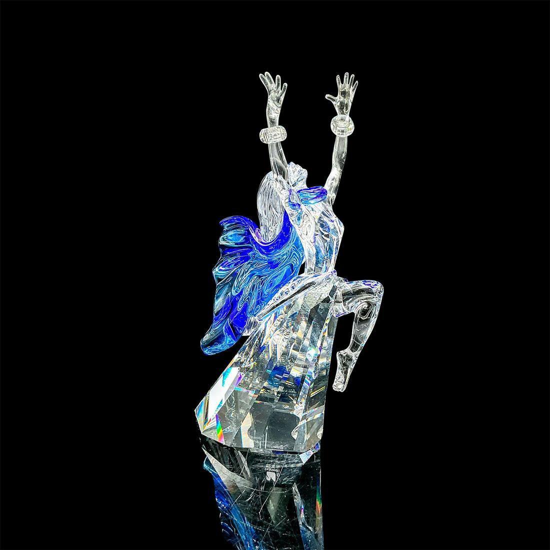 Isadora - Swarovski Scs Crystal Figurine Auction