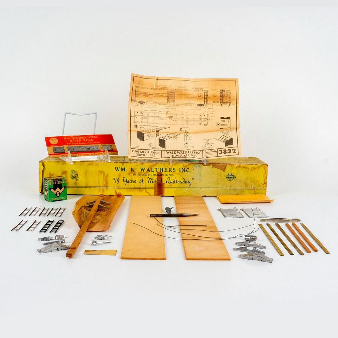 Vintage Walthers Models Railroads Train Kit Box With Parts Auction