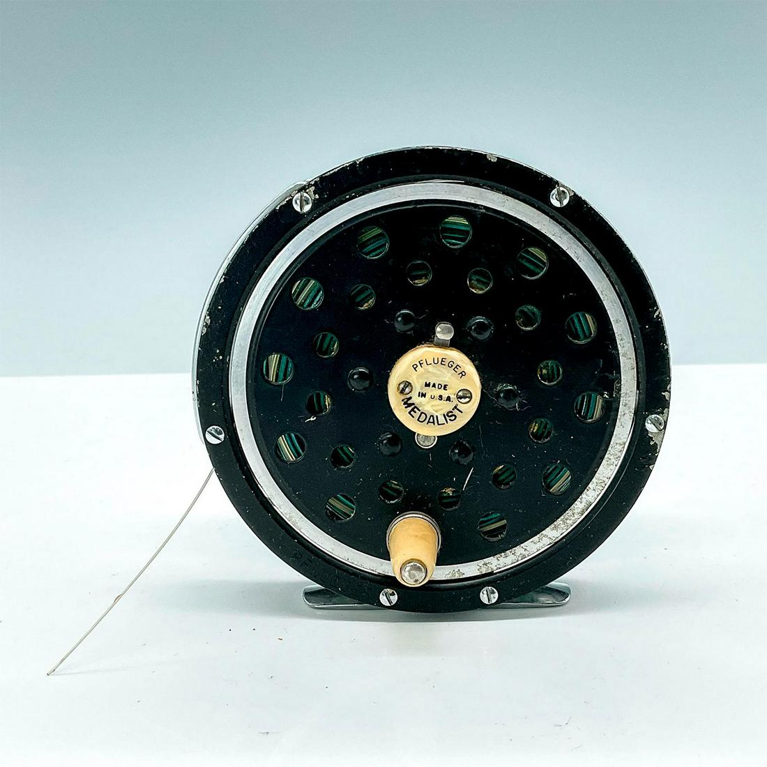 Pflueger Medalist 1498 Da Fly Reel Auction