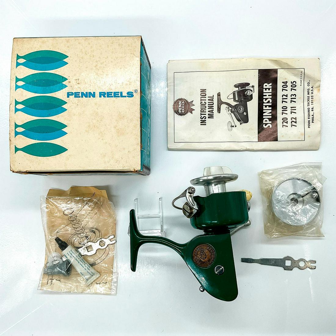 Vintage Penn 712 Greenie Spinning Reel With Box And Papers Auction