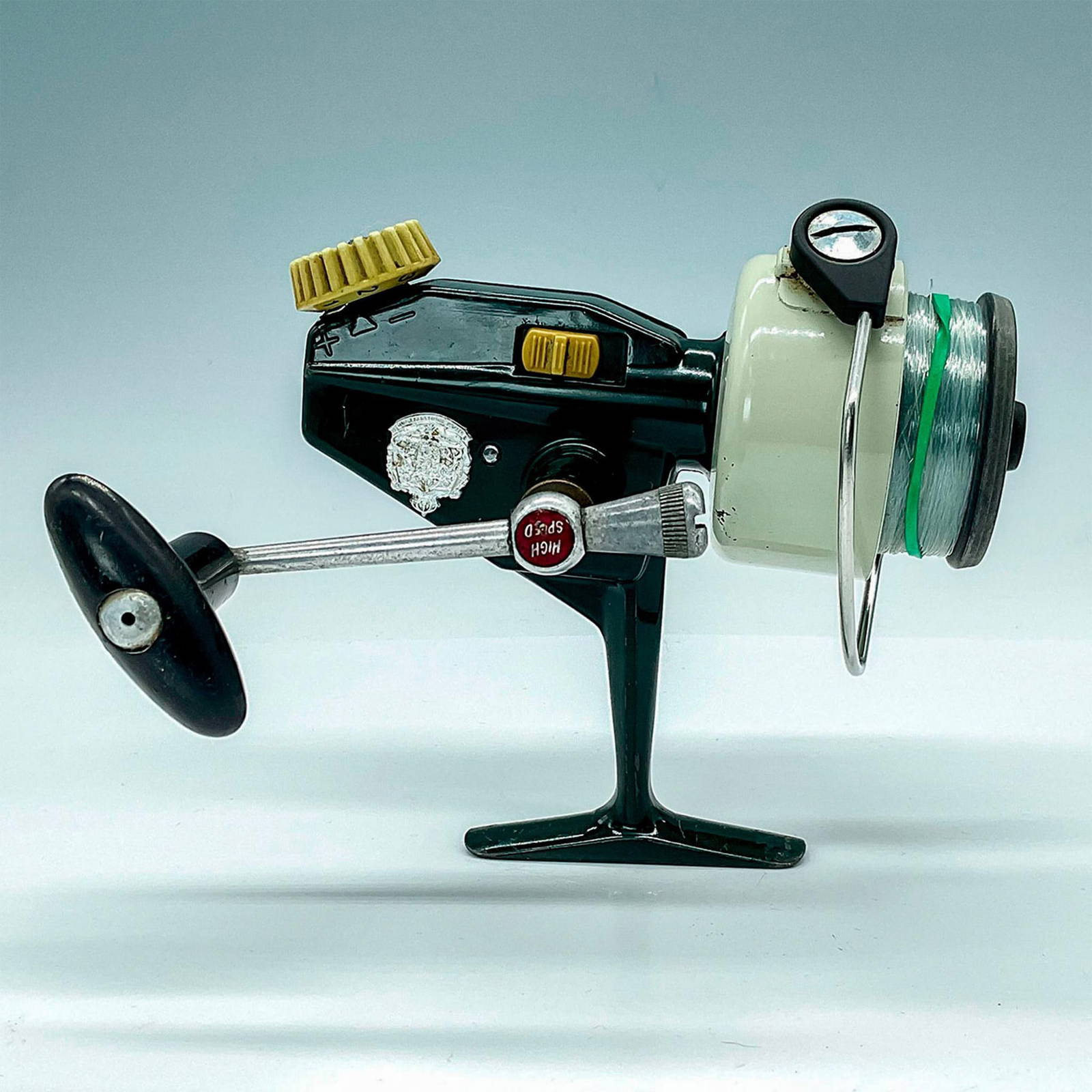 Abu Cardinal 4 Spinning Reel Auction