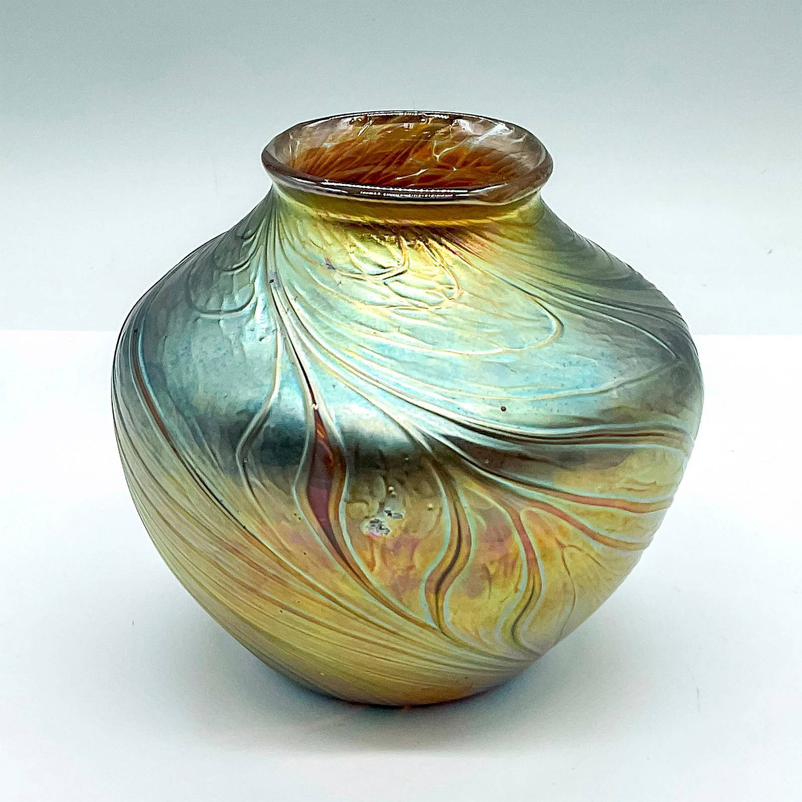 Vintage Studio Art Glass Iridescent Vase, Signed Auction