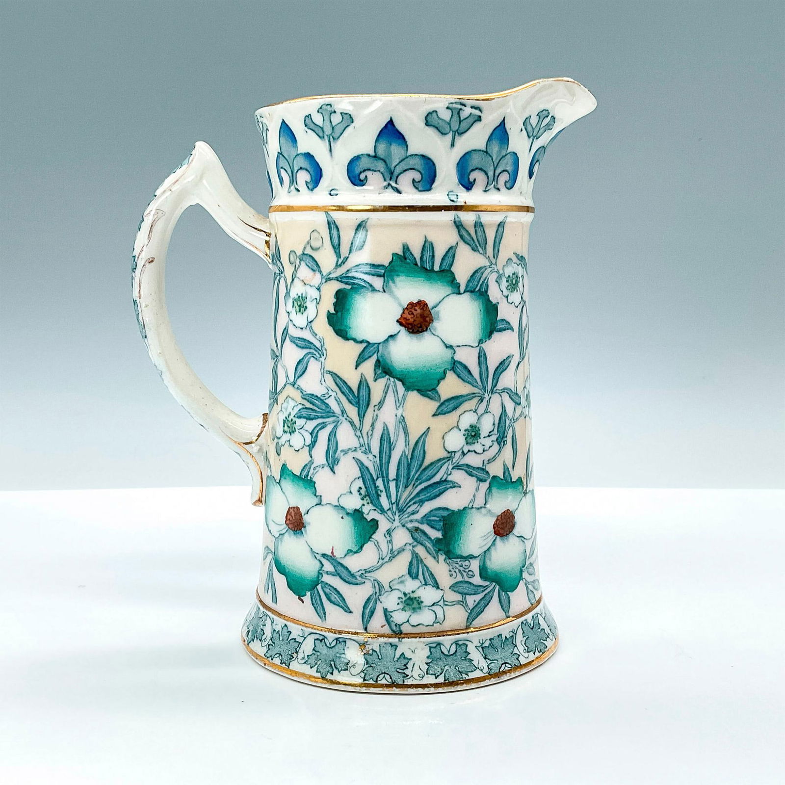 Clematis Furnivals Pitcher Auction