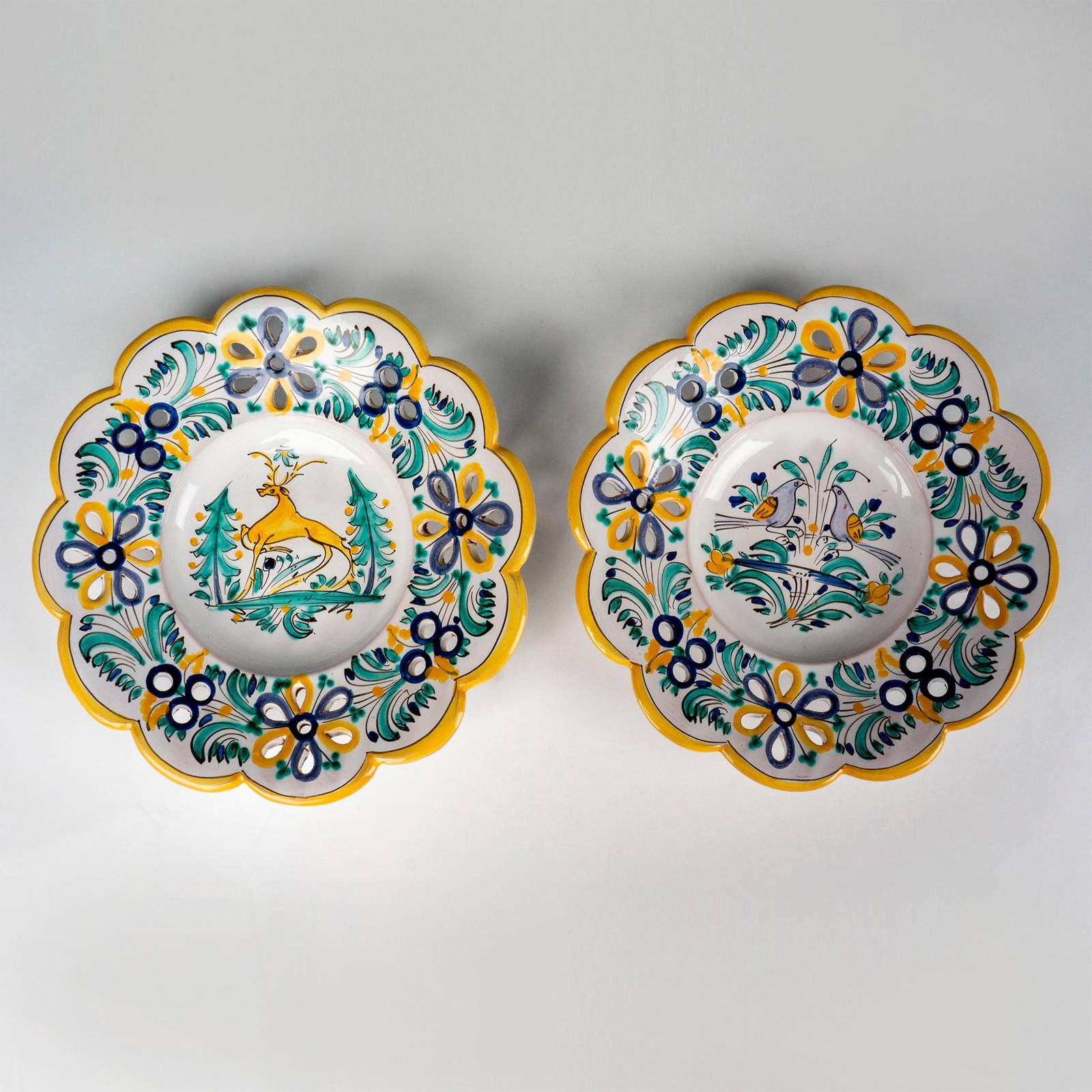 Pair Of Decorative Modra Majolica Ceramic Plates - Oct 24, 2023 | Lion ...