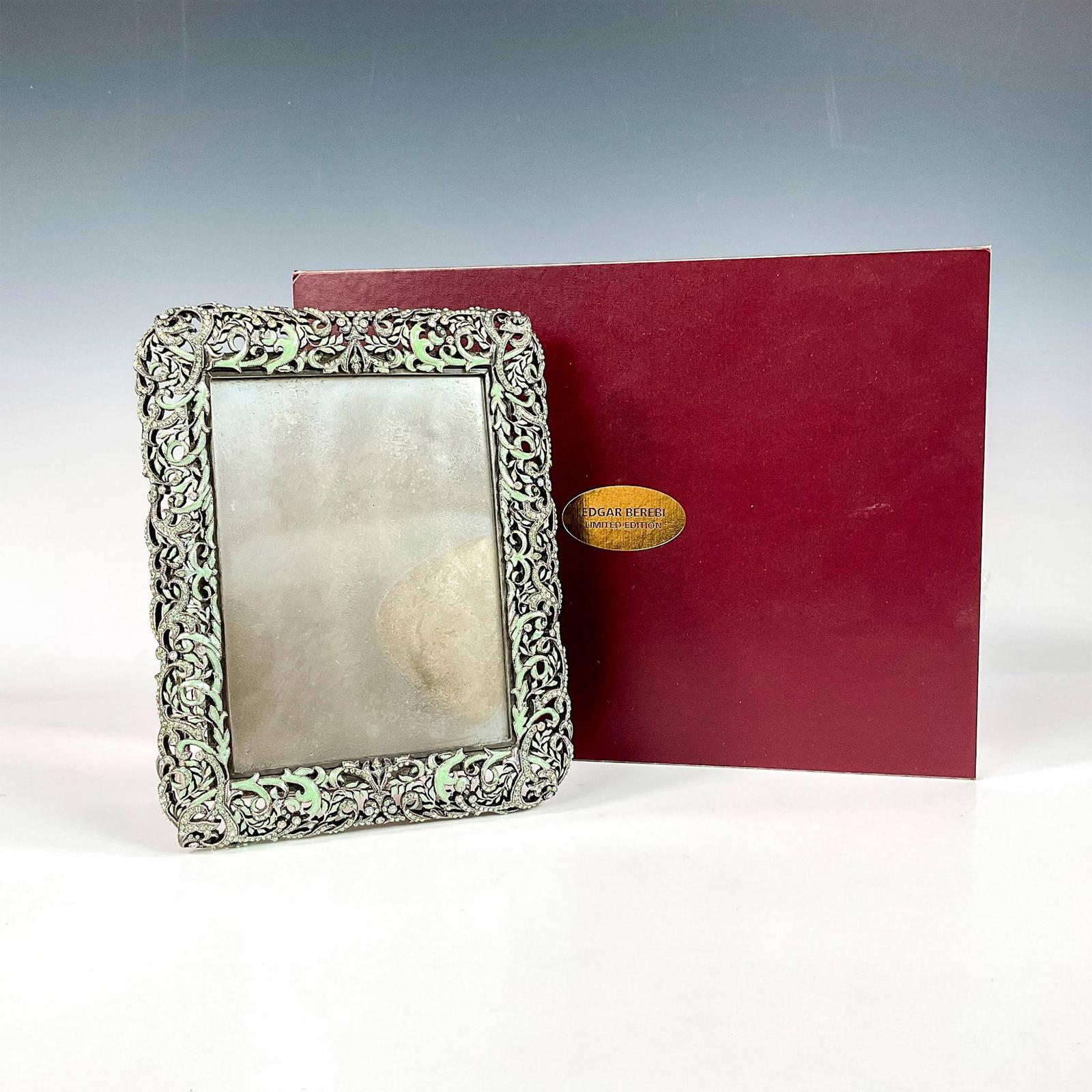 Edgar Berebi Limited Edition Lillith 2-way Frame 7775/6 Auction