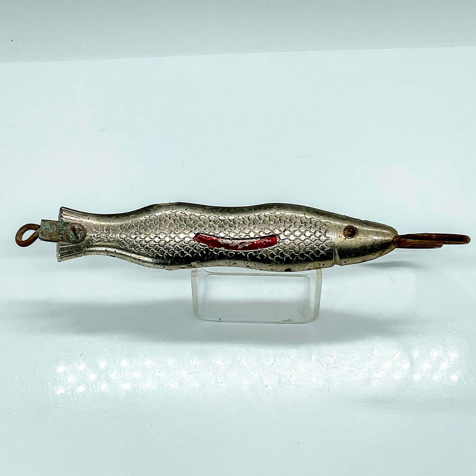 Fish Shaped Cod Fishing Lure Auction