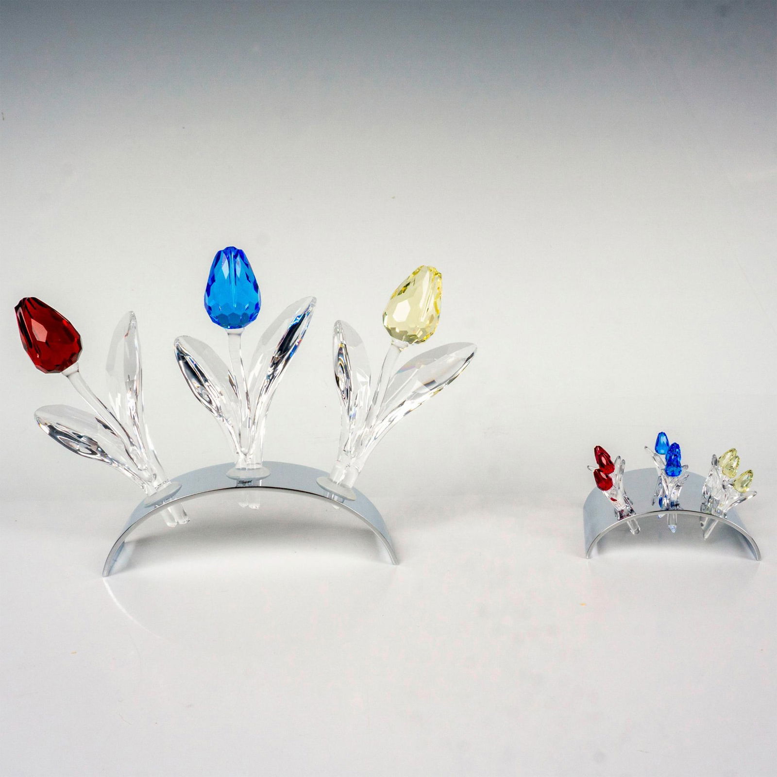 5pc Swarovski Crystal Figurines, 2002-2004 Renewal Tulip Auction