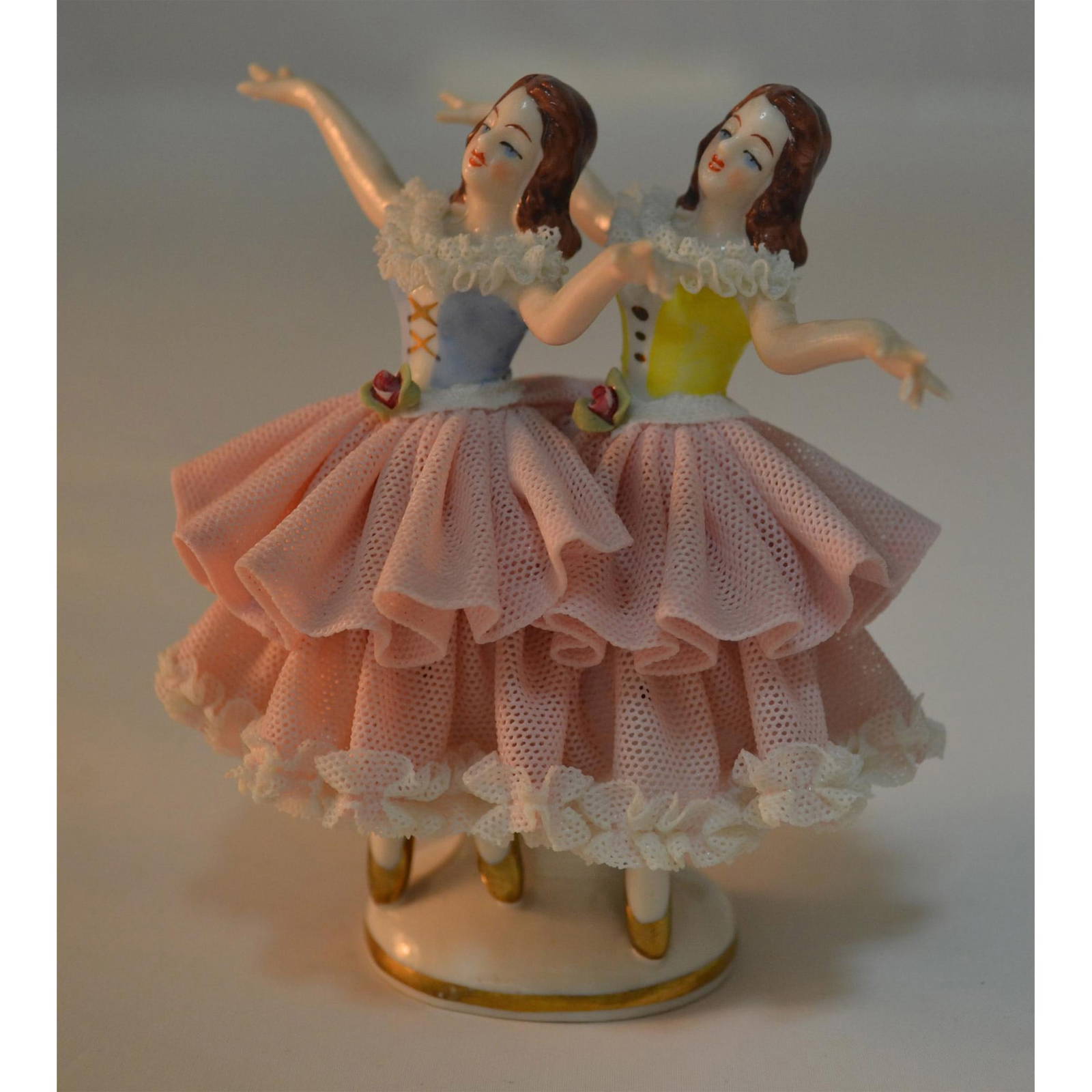Dresden Porcelain Twins In Lace Dancing C1900 Auction