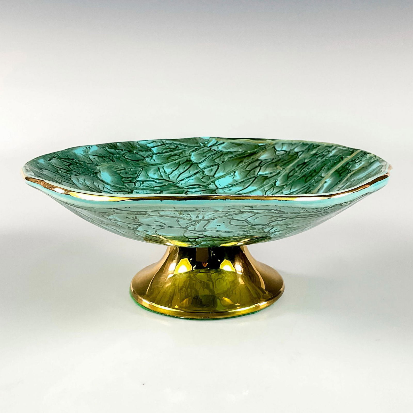 Vintage Delft Scallop Edge Cake Stand With Brass Footing Auction