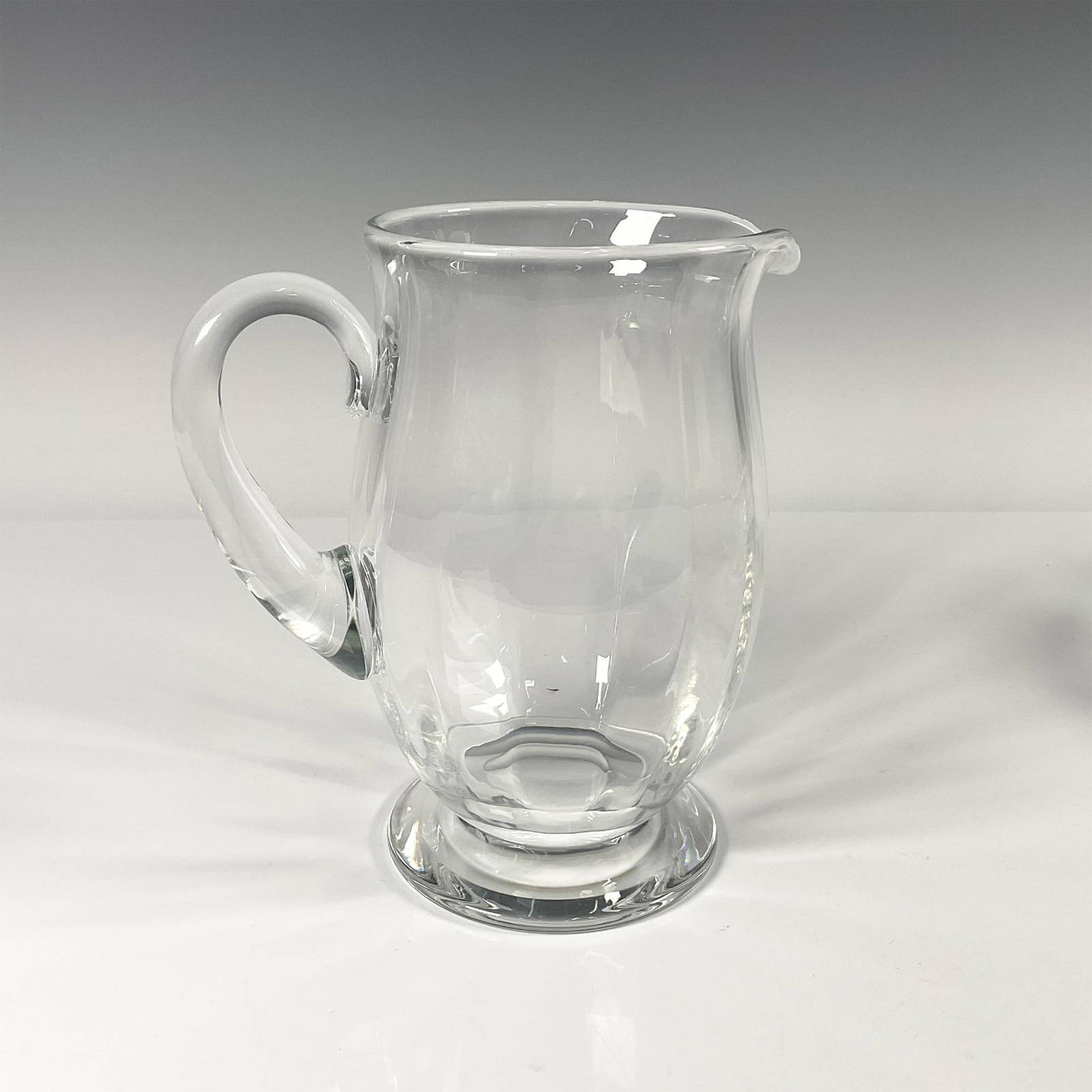 Baccarat Crystal Pitcher - Apr 18, 2024 | Lion And Unicorn In Fl
