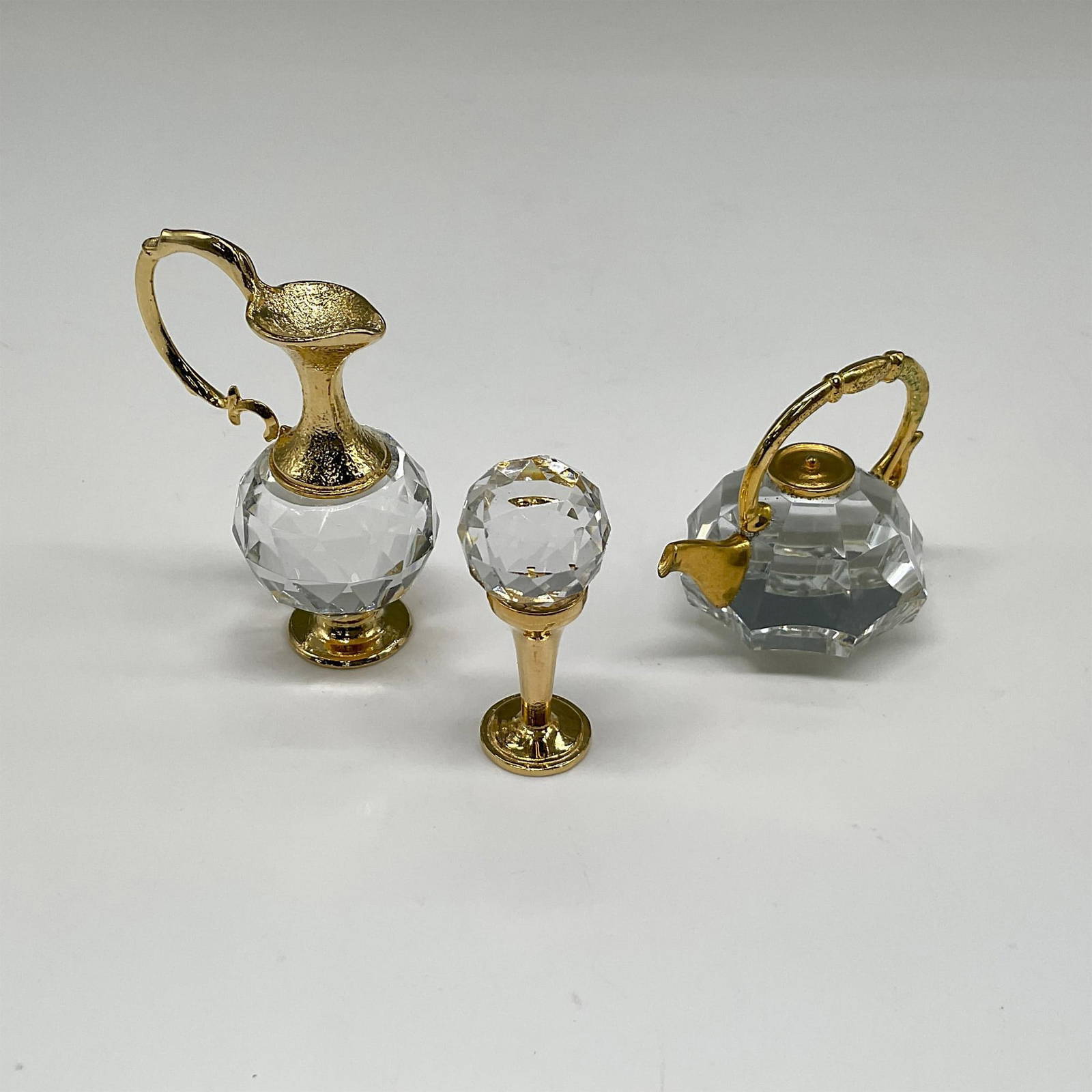 3pc Lusia Miniature Crystal Figurines Auction